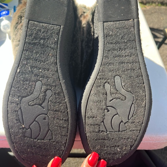 libby. edelman | Shoes | Libby Edelman Swiss Faux Fur Fluffy Suede ...